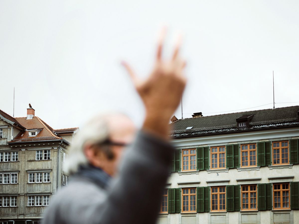 «Reise in Schwarz-Weiss», Folge 2: Der sonderbare Fall der Tilo Frey ...