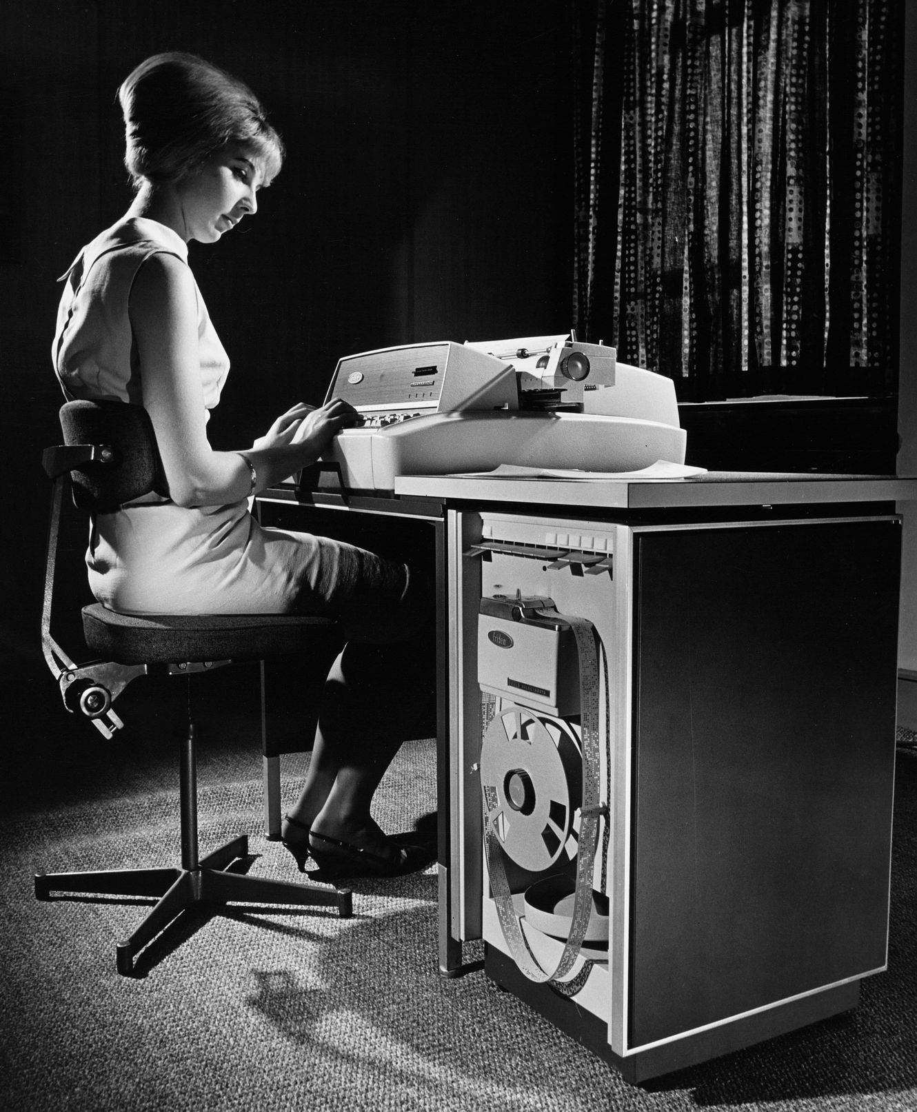 Worldwide Weaving – Republik